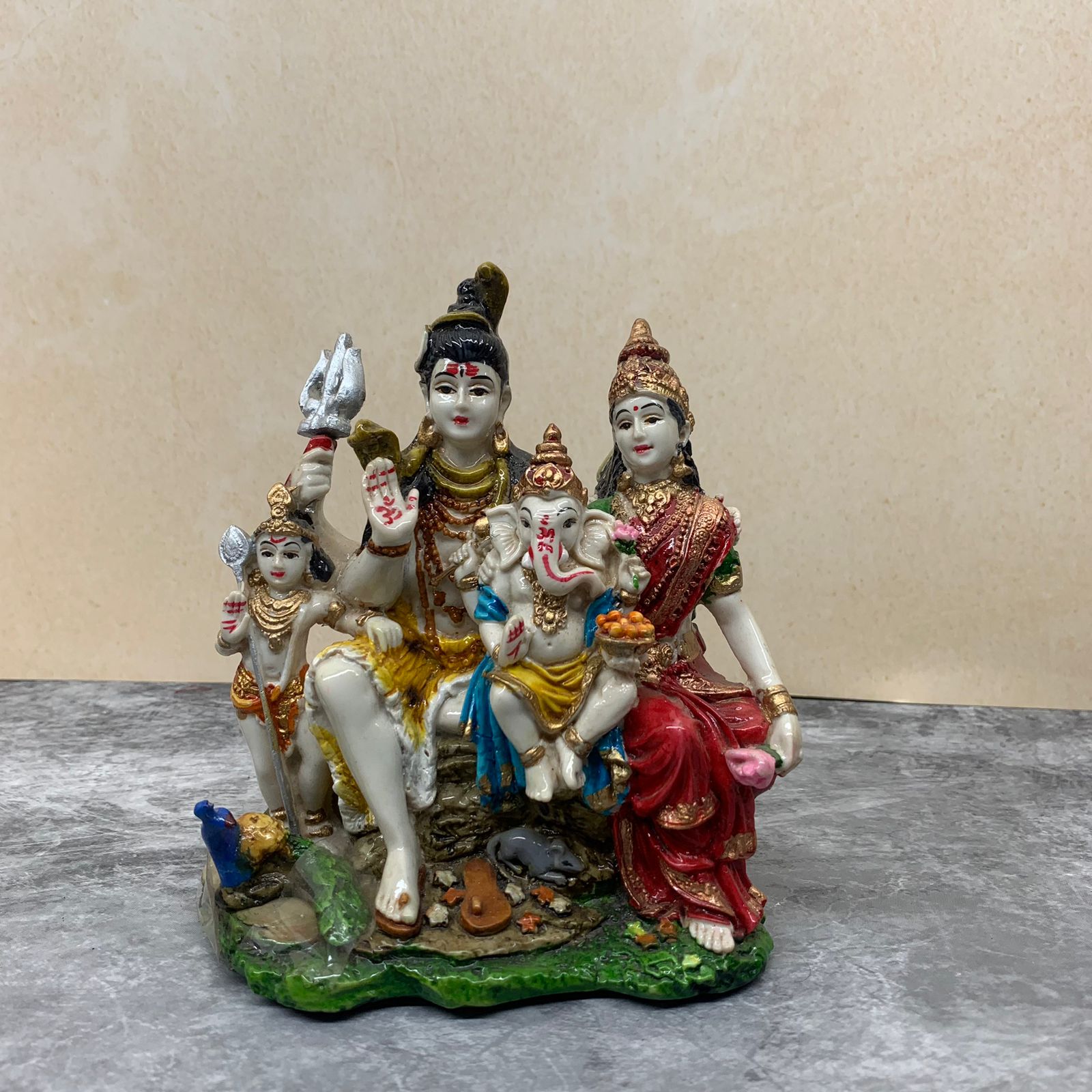 Sivan Family - SF1 – Decor Duniya