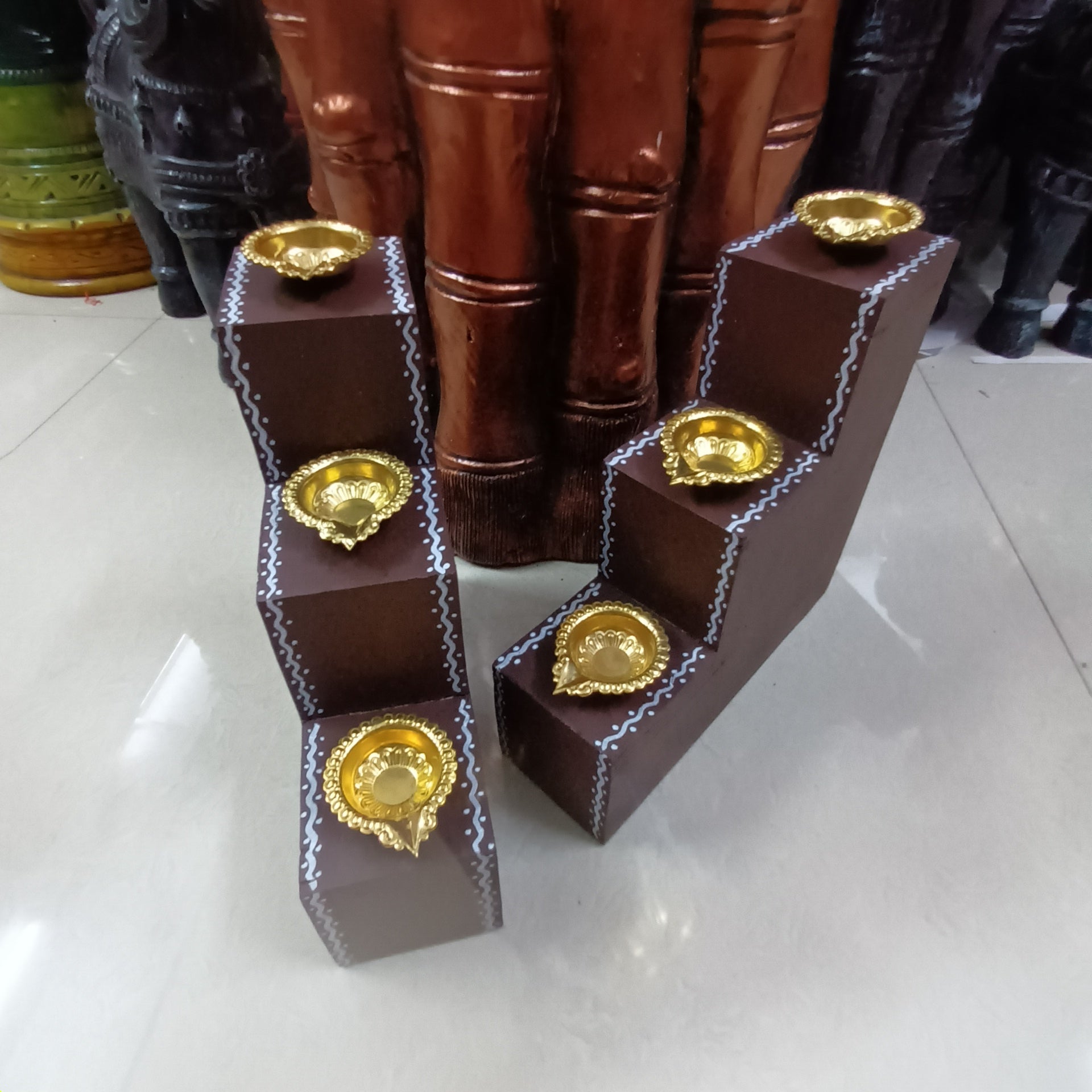 3 Step Diya Stand - Vilakku Padi with Brass Diyas - DS09 – Decor Duniya