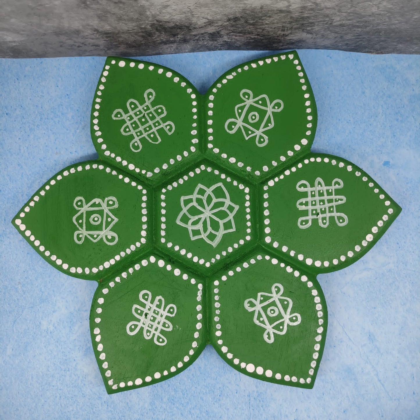 Flower Kolam Manai - FM03 – Decor Duniya