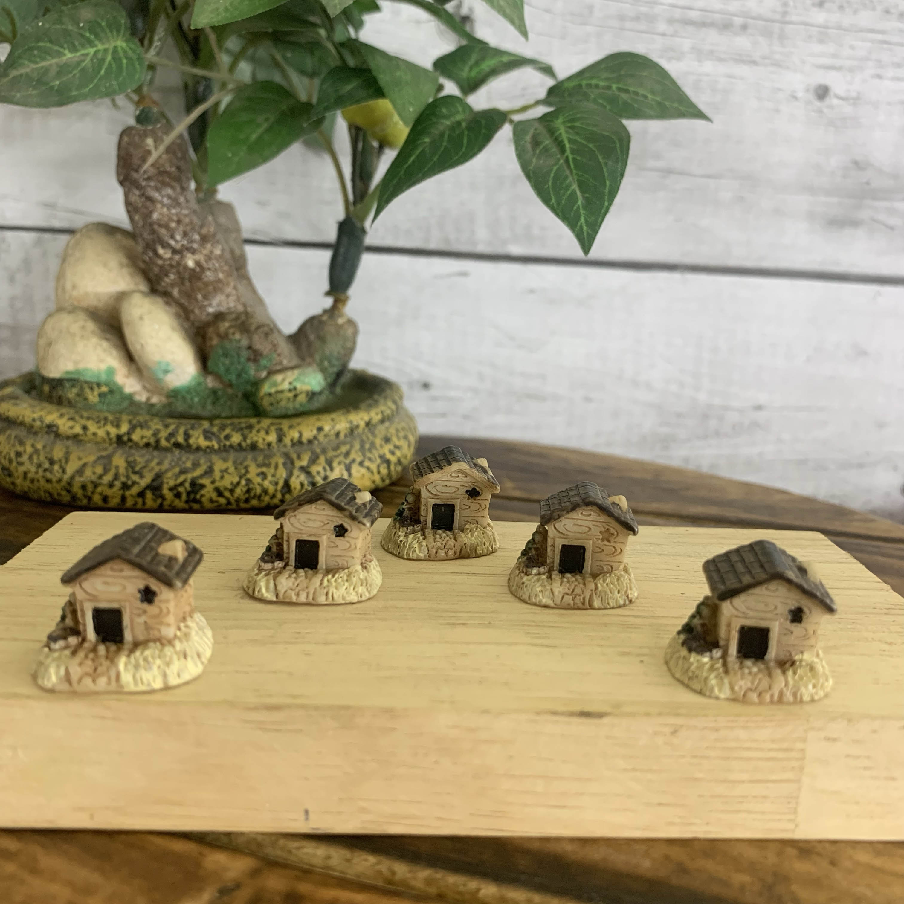 House - BM04 – Decor Duniya