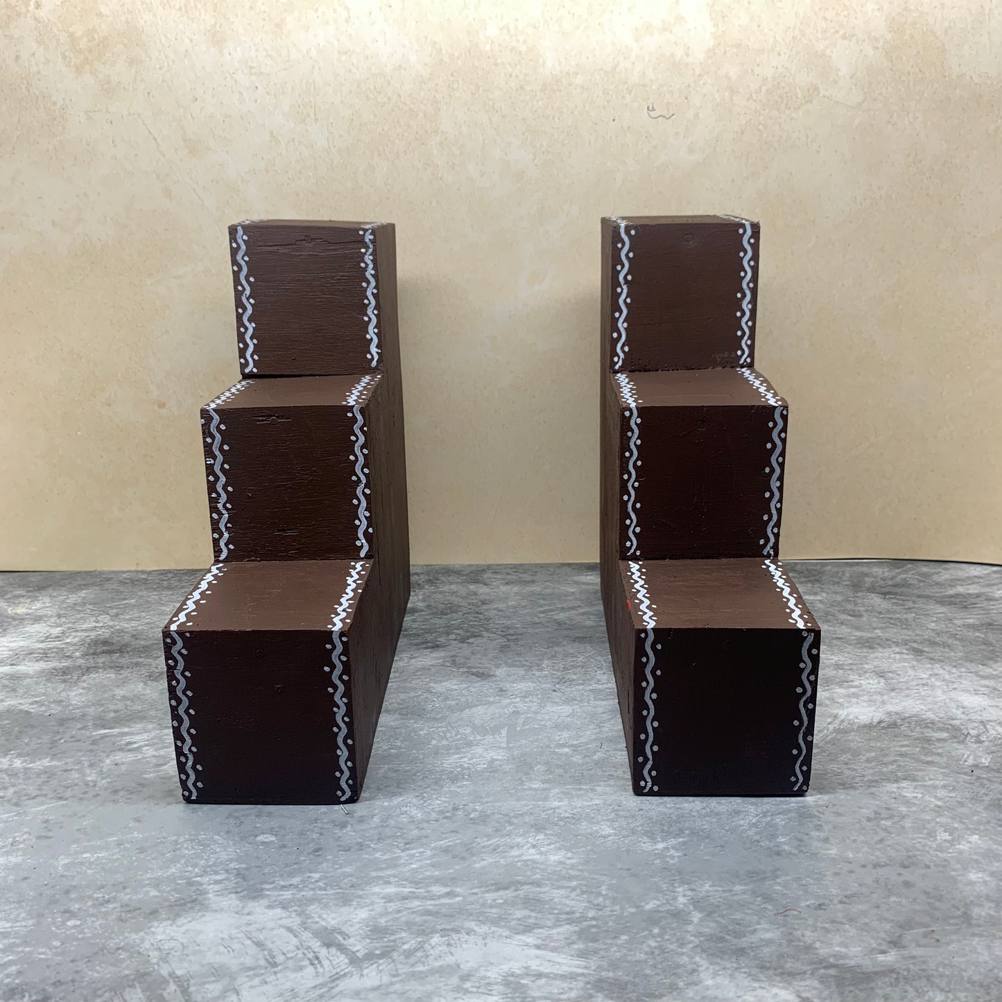 3 Step Diya Stand - Vilakku Padi - DS05 – Decor Duniya