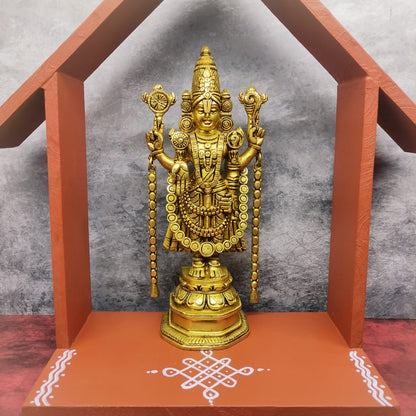 Perumal with House Shelf | Vilakku madam - HS19 – Decor Duniya